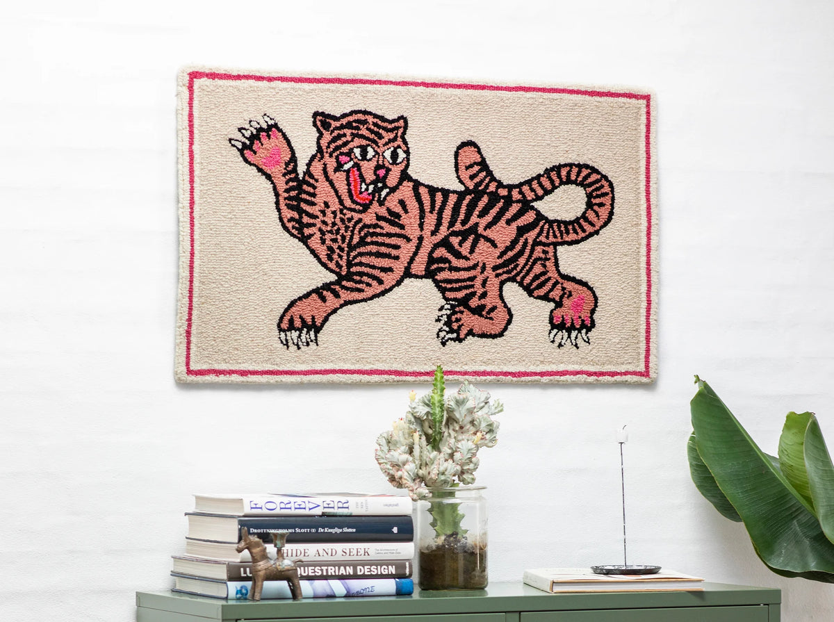 Tiger Frame Rug – Isle at ease